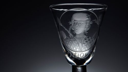 The Art of Jacobite Glassware